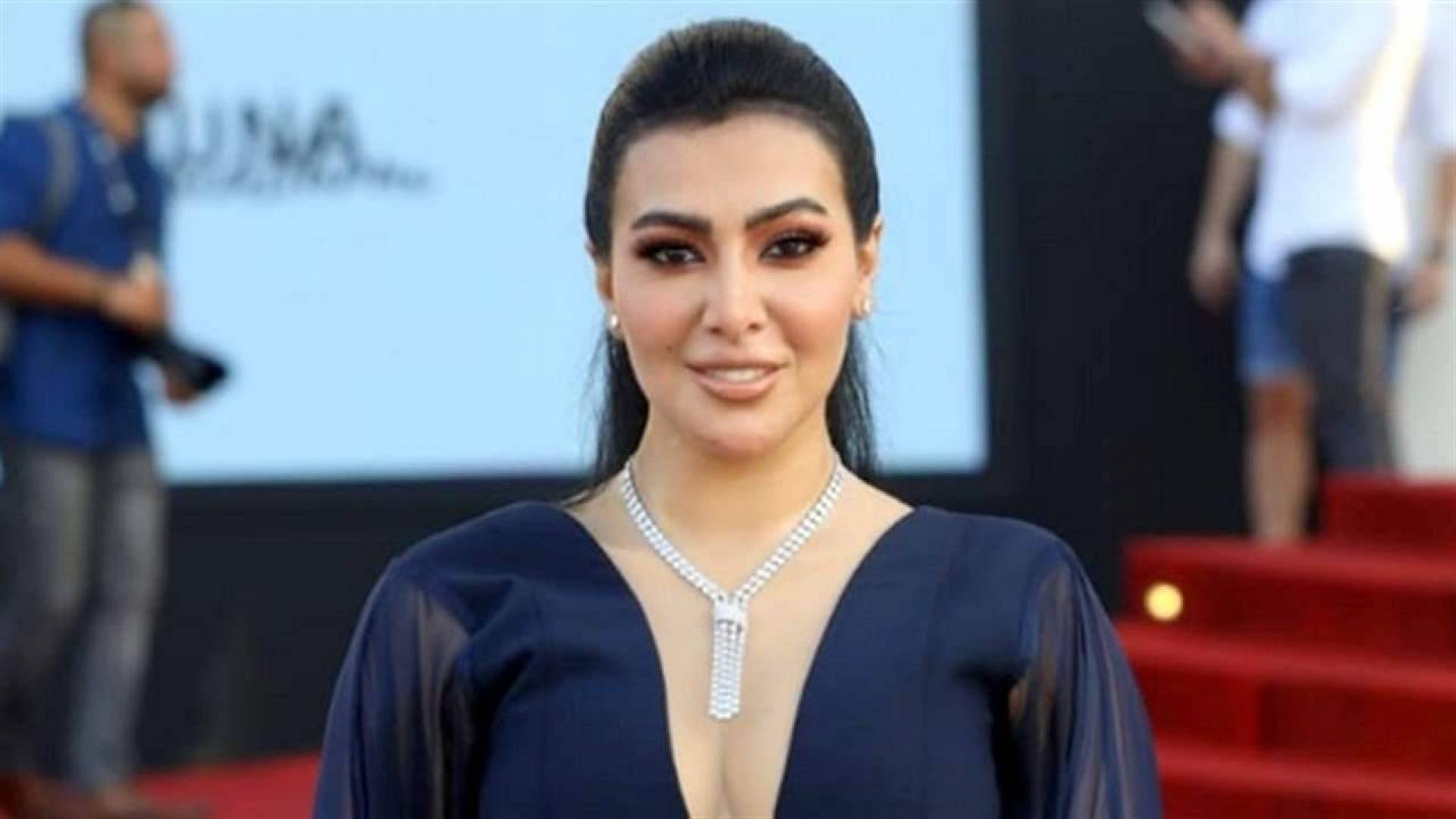 رسالة غامضة من ميرهان حسين ما علاقة شيرين عبد الوهاب؟ Laha Magazine